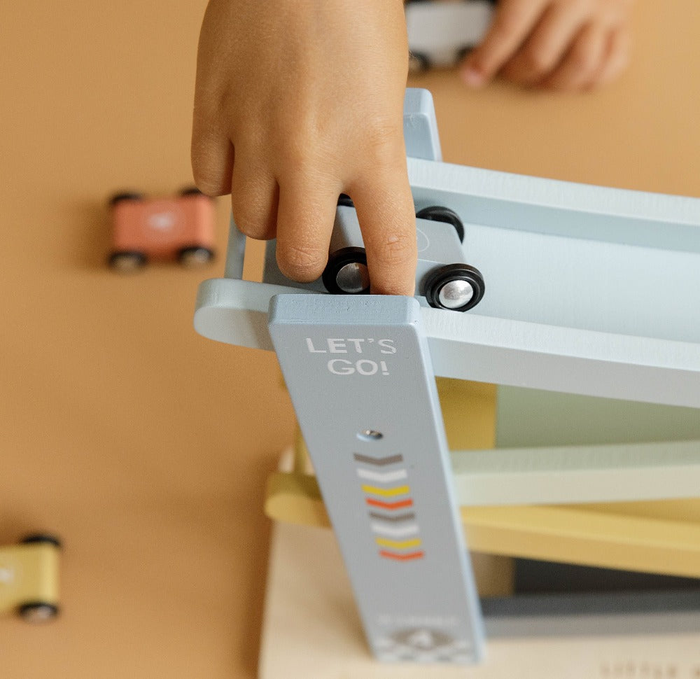Little Dutch autobaan cars 18 mnd+ – PSikhouvanjou